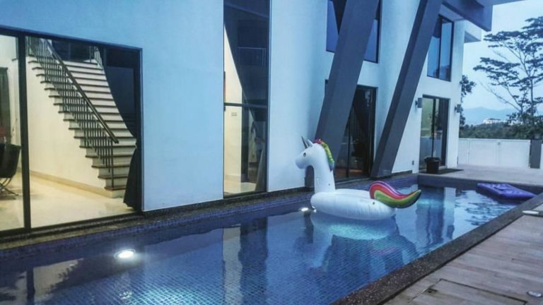 10 Best Staycation Villas in Kuala Lumpur With Private Pool - TREVO Stories