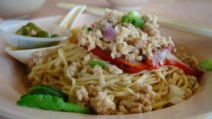 10 Things To Eat in Kuching You Should Try On Your Visit! - TREVO Stories